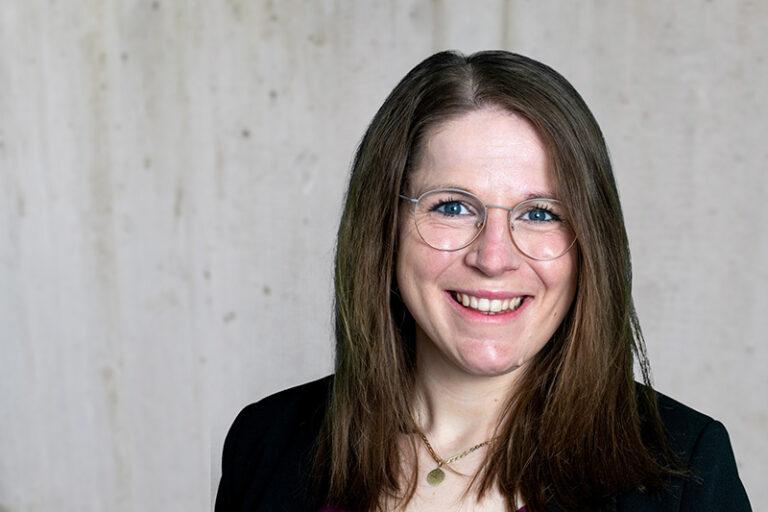 Wir sind für Sie da! - IHK Akademie Schwarzwald-Baar-Heuberg